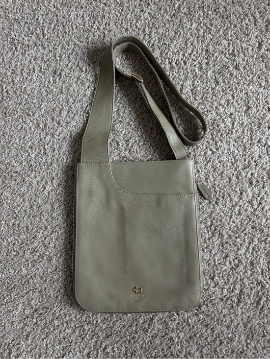 RADLEY LONDON | Bags | Radley London Leather Crossbody Bag | Poshmark